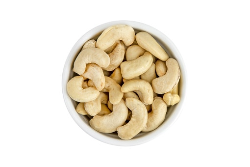Raw Cashews - By the Pound - Nuts.com