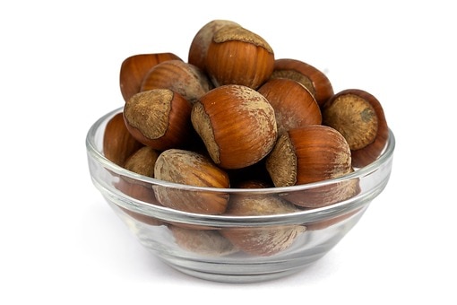 Hazelnuts / Filberts (In Shell) - By the Pound - Nuts.com